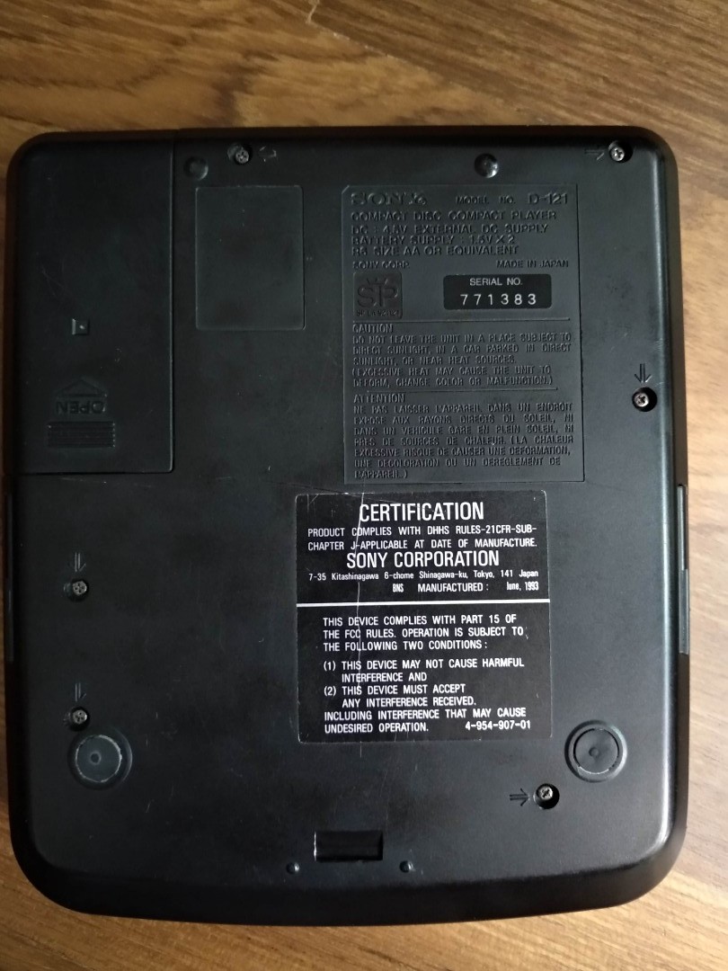 Sony Discman D-121 Portable CD Player, Audio, Portable Music Players on Carousell