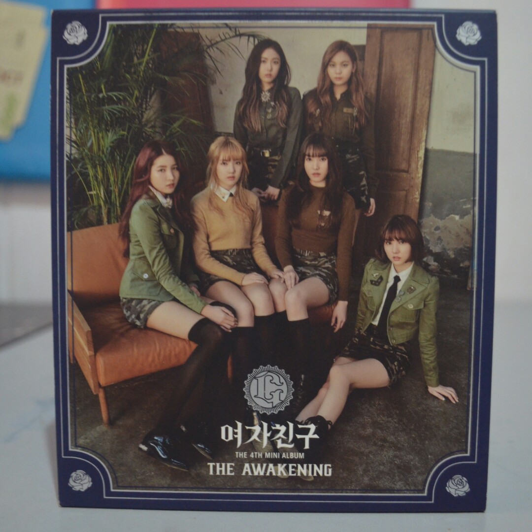 GFRIEND The Awakening Military Ver., Hobbies & Toys, Memorabilia ...