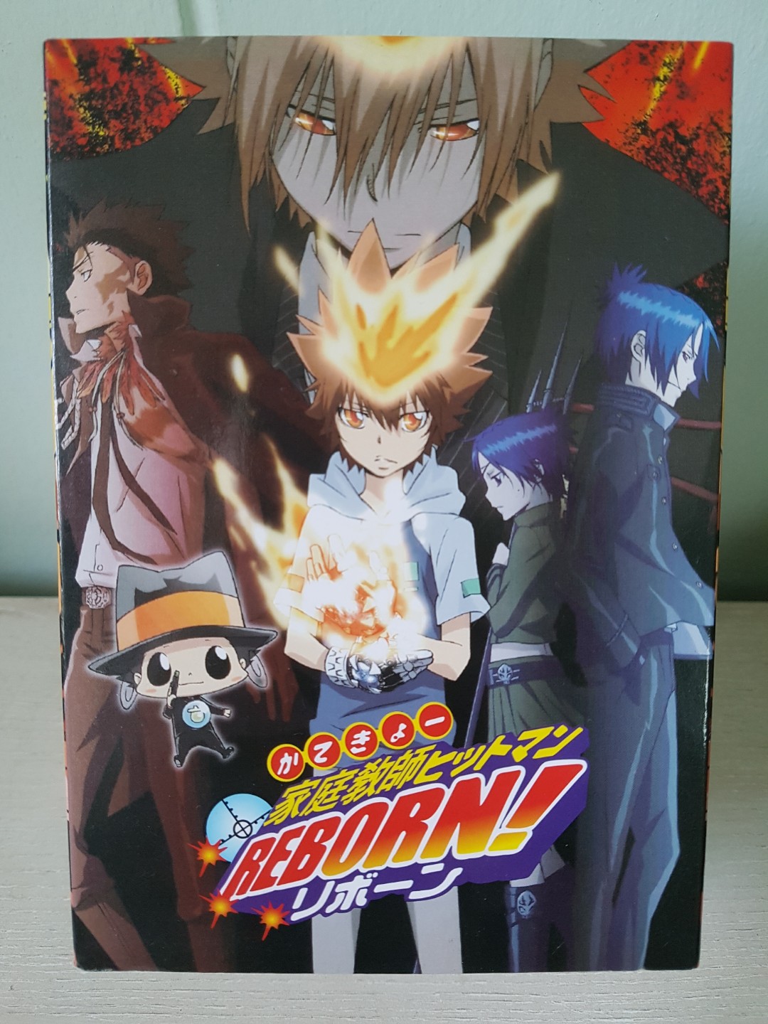 Pre-owned Katekyo Hitman Reborn Vongola Ring and Emblem pin Set ...