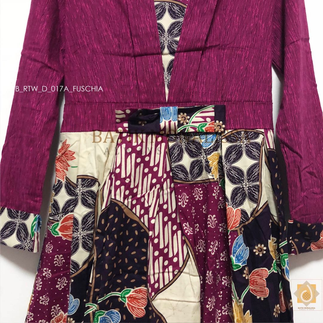 Batik Dress Hari Raya Collection in Fuschia, Women's Fashion, Muslimah ...