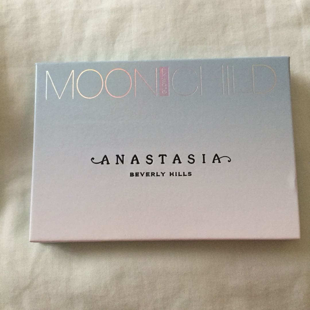 Moon Child Highlighter Palette (Replica), Beauty & Personal Care, Face ...