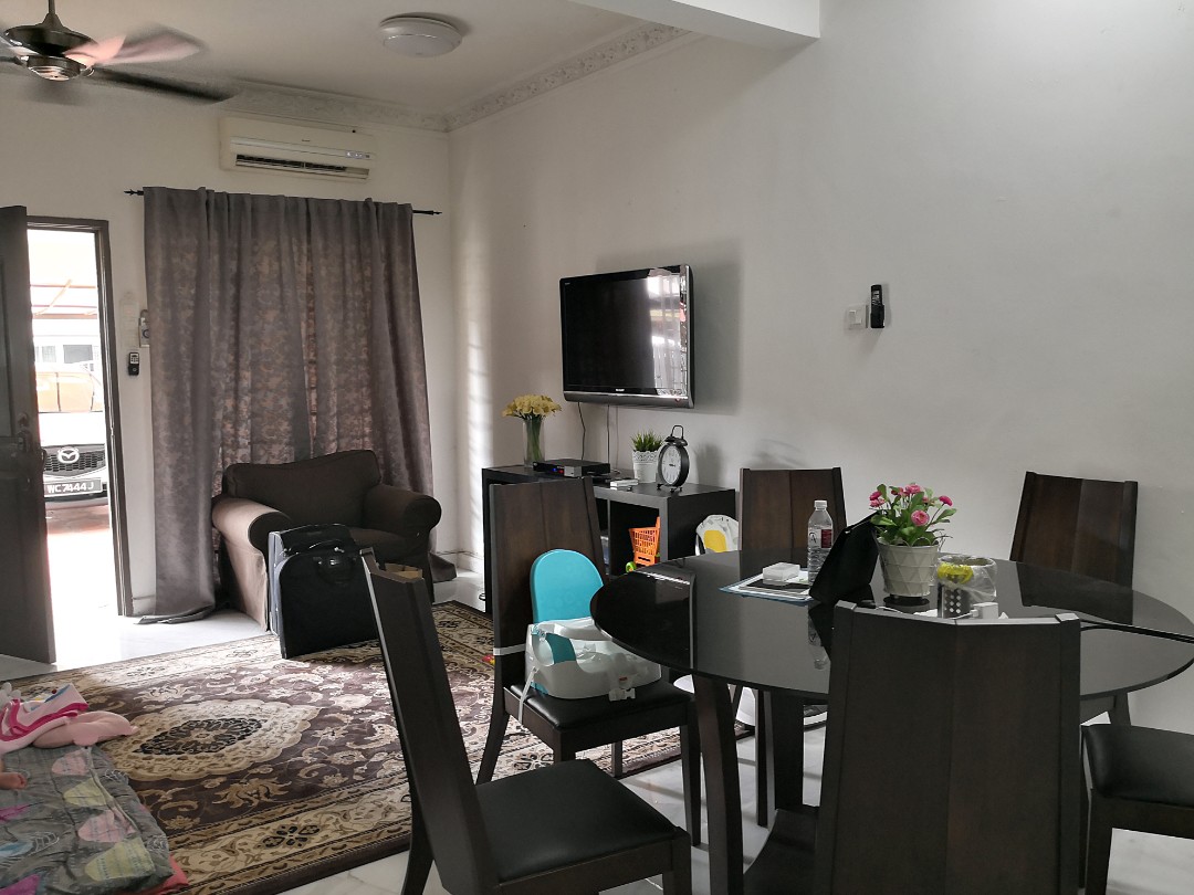 Putra Heights Seksyen 8, Property, For Sale on Carousell