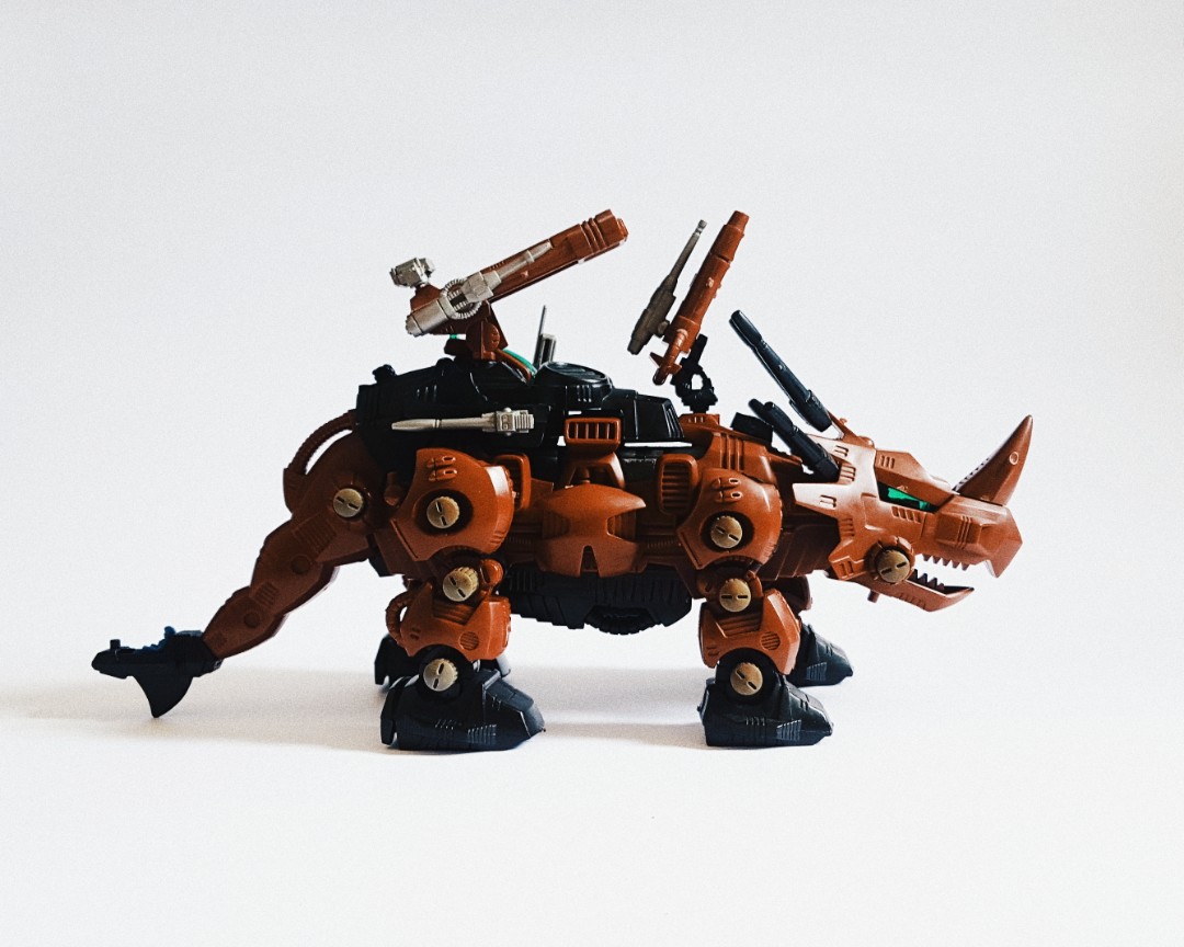 Zoids: Red Horn, Hobbies & Toys, Toys & Games on Carousell