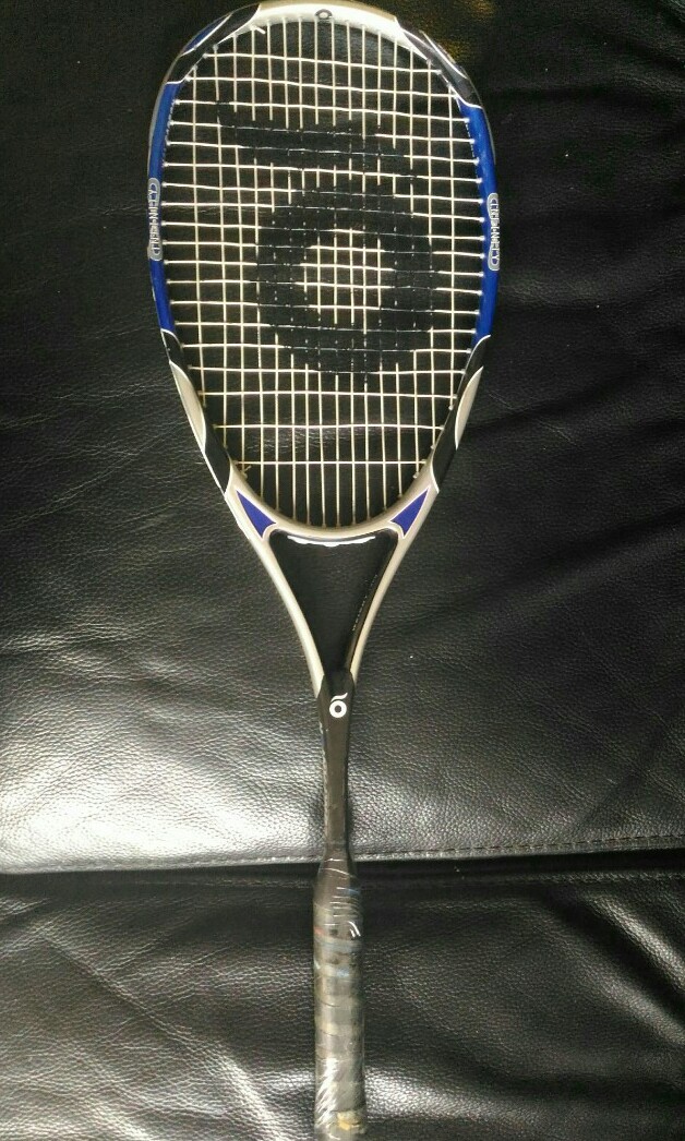 Companion infinity pro squash racket 壁球拍, 運動產品, 運動與體育, 運動與體育 - 球拍和球類運動 ...