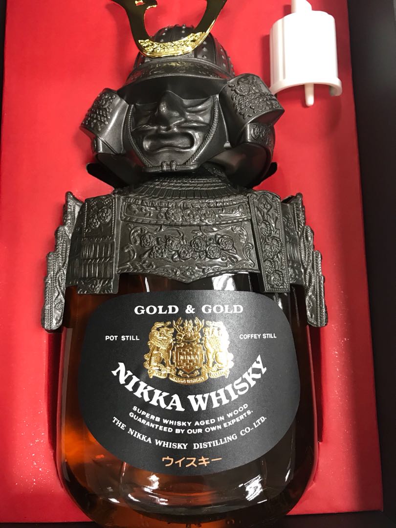 Nikka Gold & Gold Samurai Whiskey Kabuto, Food & Drinks, Alcoholic ...