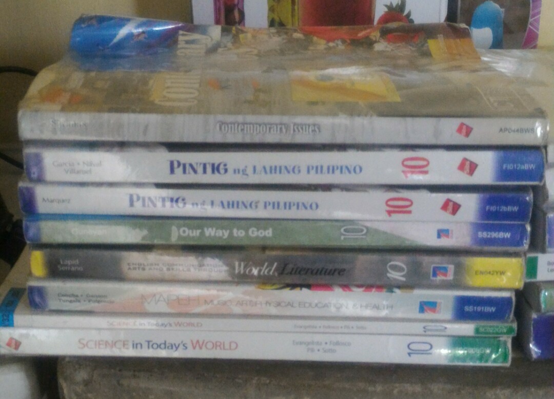 Second Hand K-12 Textbooks for Grade 8 and Grade 10, Hobbies & Toys ...