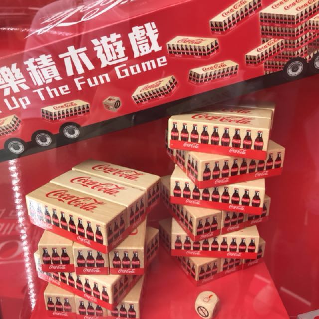 可口可樂層層疊 Coca Cola Jenga (Limited Edition), 興趣及遊戲, 收藏品及紀念品, 明星周邊 - Carousell
