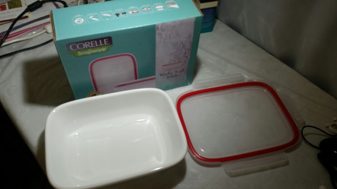 Corelle Snapware, Furniture & Home Living, Kitchenware & Tableware ...