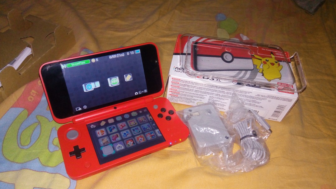 New 2DS XL Pokeball Edition 64GB CFW, Video Gaming, Video Game Consoles ...