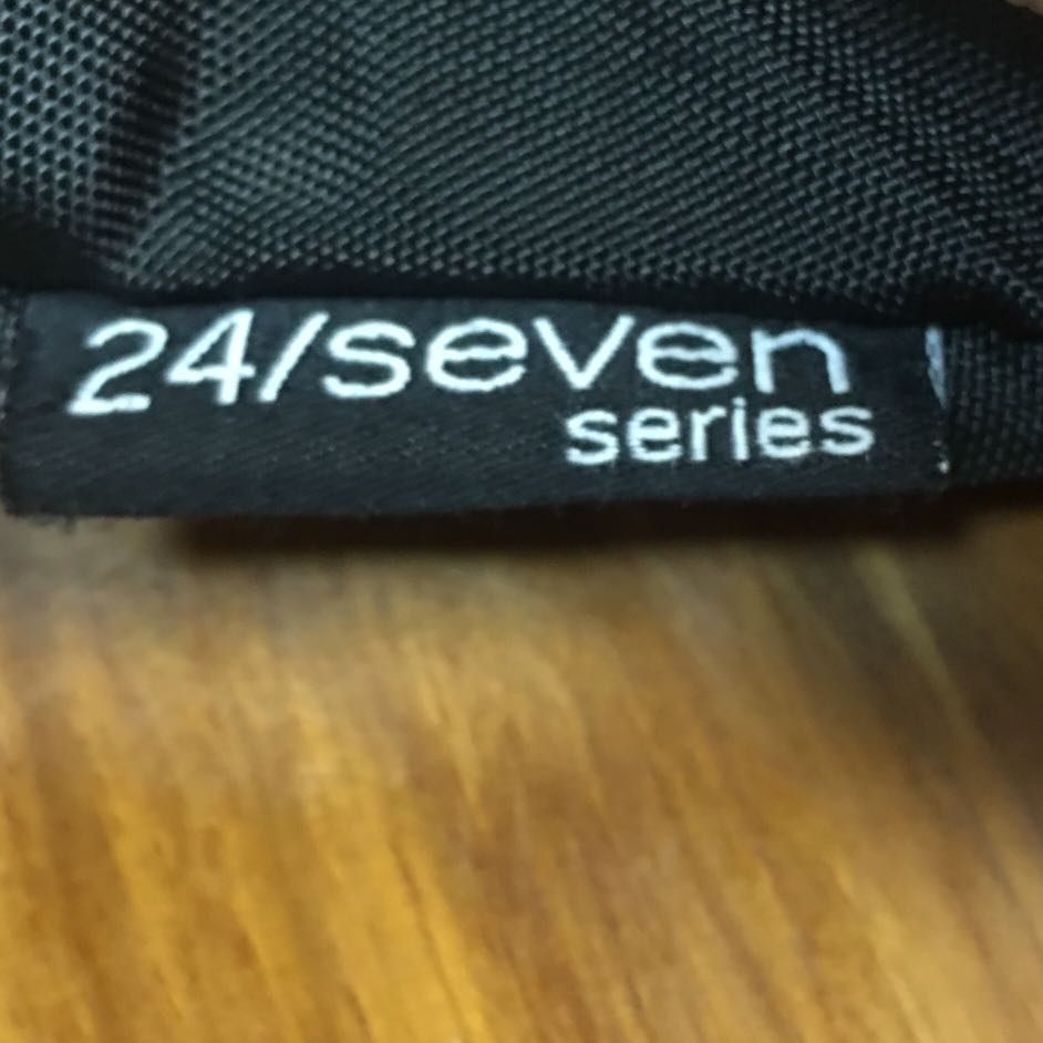 OSPREY Flare 背包 24/seven 22L, 男裝, 袋, 背包 - Carousell