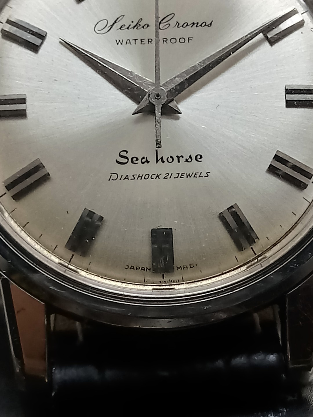 SEIKO CRONOS SEA HORSE WATERPROOF DIASHOCK HAND WINDING WATCH 1961's, Luxury, Watches on Carousell