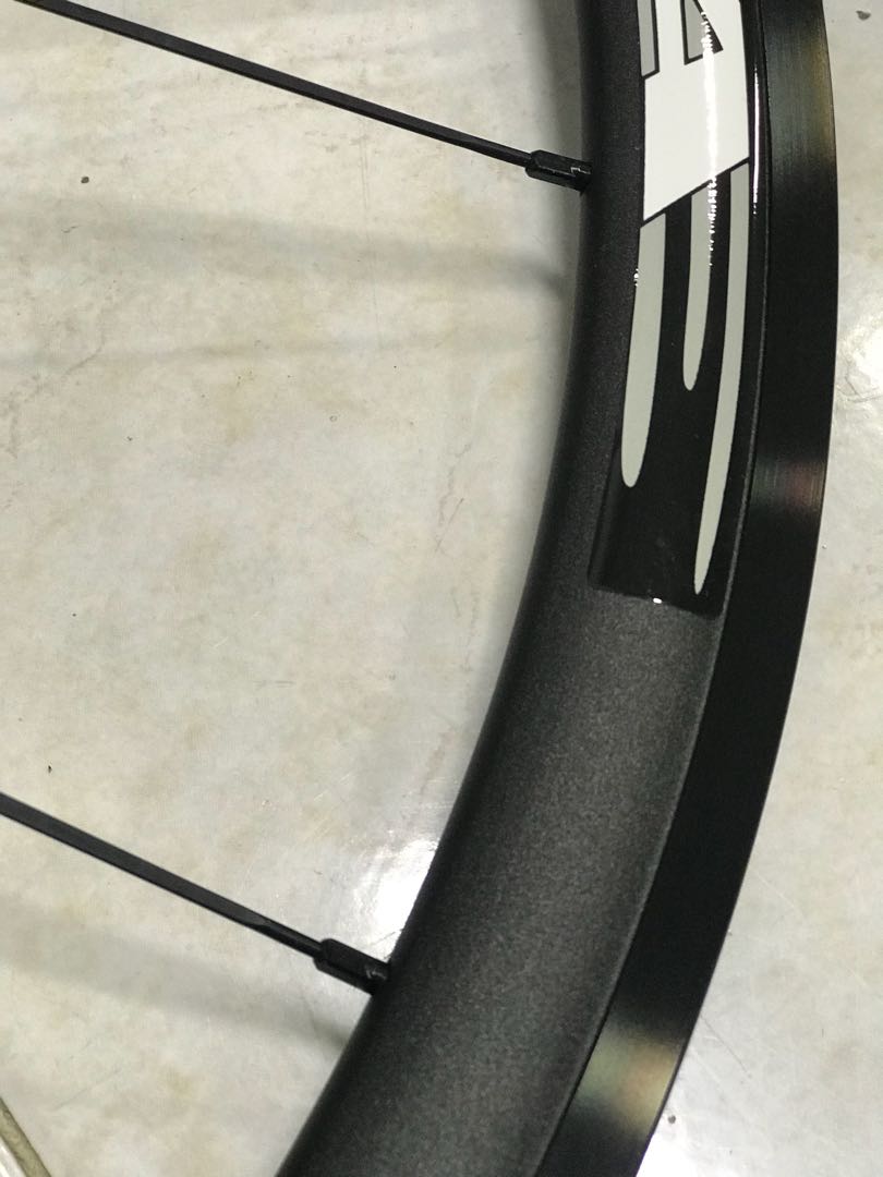 VUELTA Italy brand 700c wheelset very crispy hup sound..America hup ...