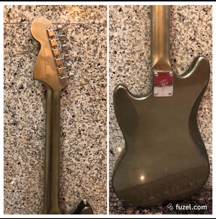 1997 Fender Japan MG-69-85 Mustang Inca Silver Matching Headstock ...
