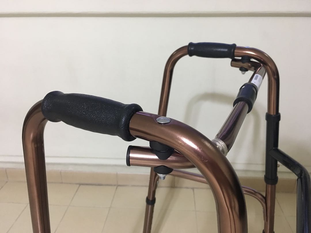 4 leg Walker, Health & Nutrition, Assistive & Rehabilatory Aids, Other ...