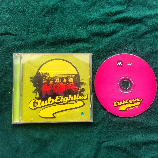 CD Club Eighties, Musik & Media, CD, DVD & Lainnya di Carousell