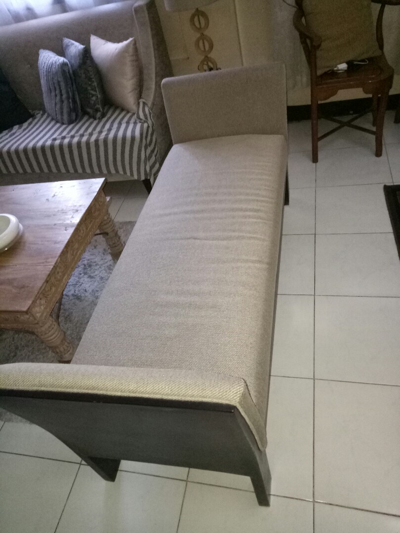 Divan Lounge Chair, Furniture & Home Living, Furniture, Chairs on Carousell