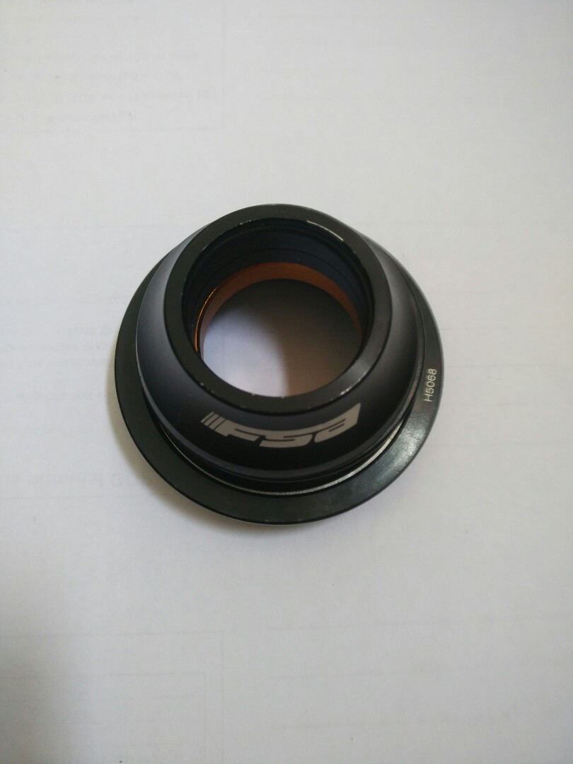 FSA tapered headset, Sports Equipment, Bicycles & Parts, Parts ...