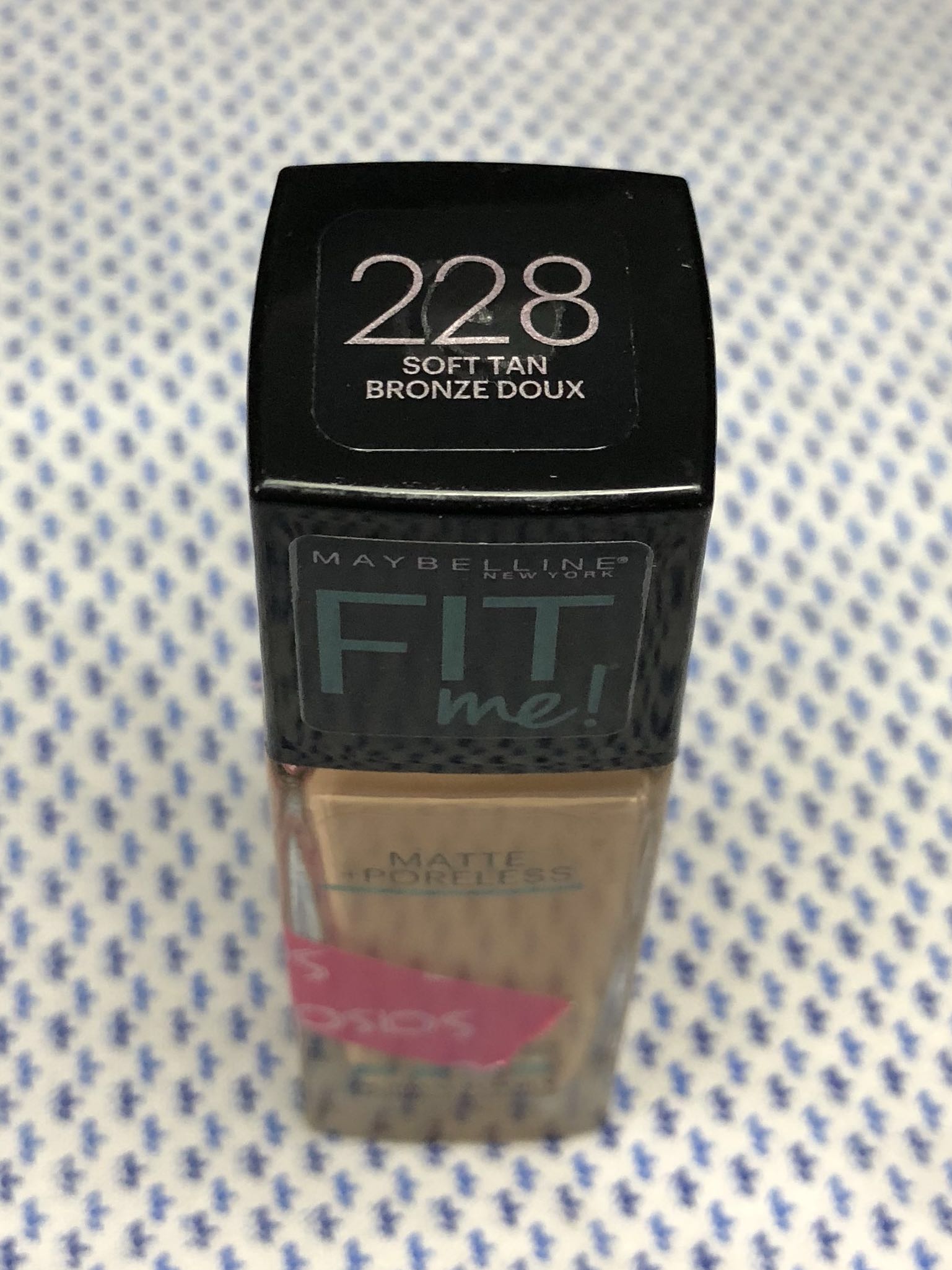 Maybelline Fit Me Matte + Poreless in Soft Tan 228, Beauty & Personal ...