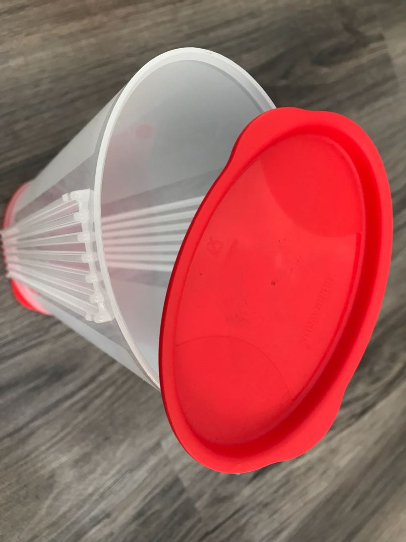Tupperware Spaghetti container, Furniture & Home Living, Kitchenware ...