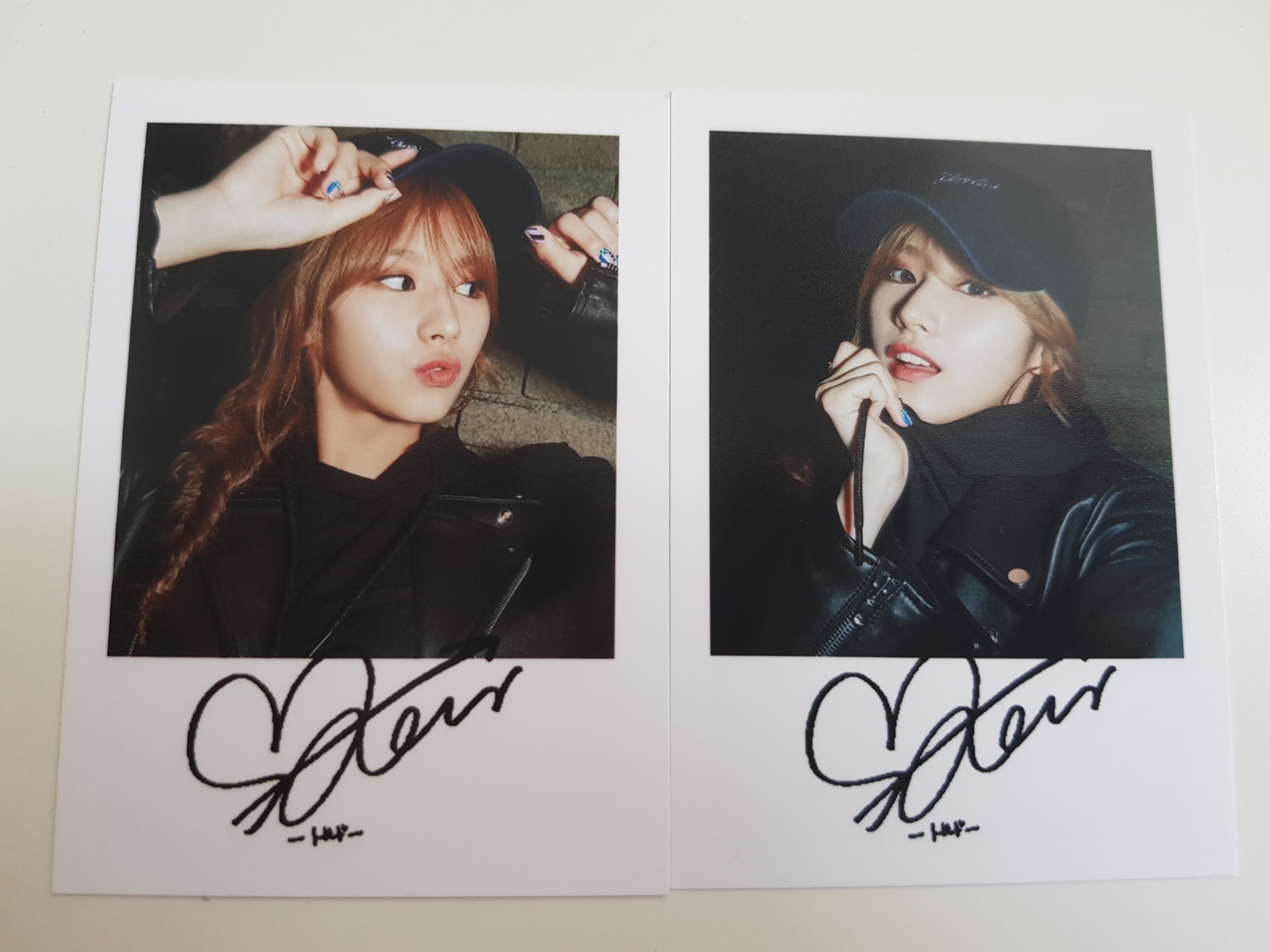 Twice Sana signature cards, Hobbies & Toys, Memorabilia & Collectibles ...