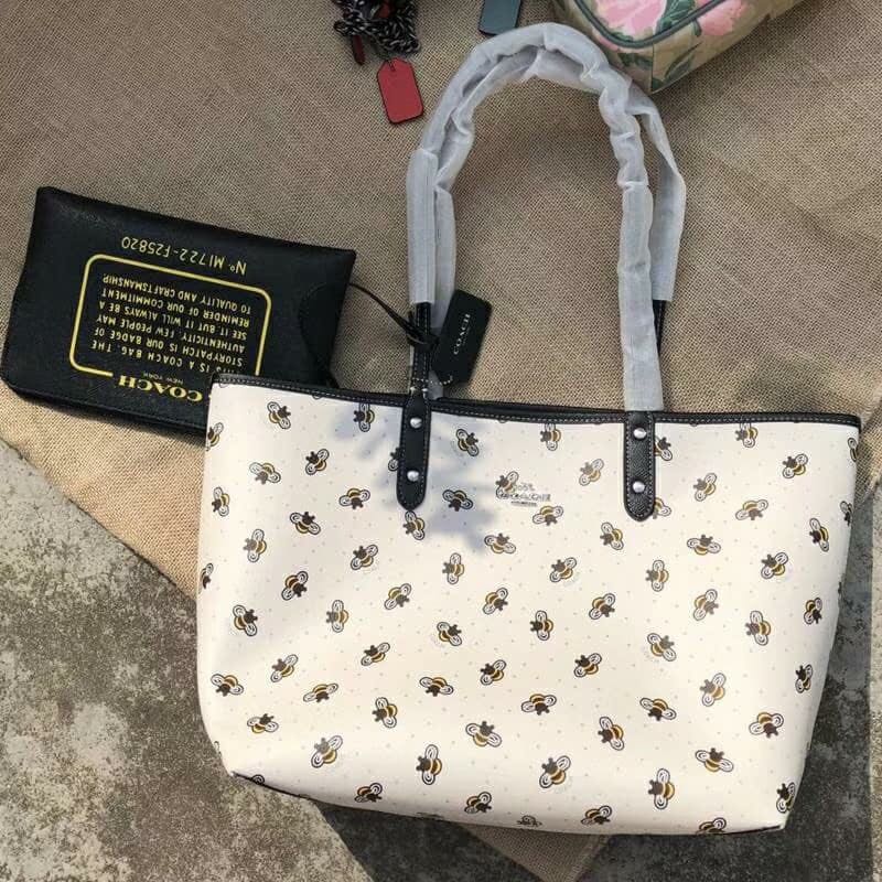 Coach Bee Design Reversible Bag, Luxury, Bags & Wallets on Carousell