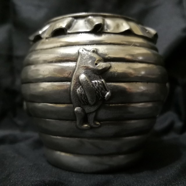 Royal selangor pewter Winnie the Pooh coin bank, Hobbies & Toys ...