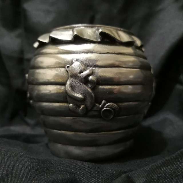 Royal selangor pewter Winnie the Pooh coin bank, Hobbies & Toys ...