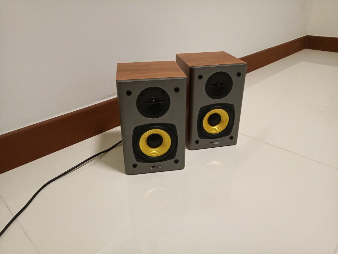 Edifier Book shelf speakers, Audio, Soundbars, Speakers & Amplifiers on Carousell