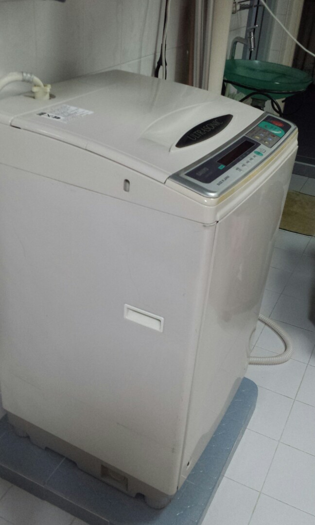 Sanyo washing machine, TV & Home Appliances, Washing Machines and ...