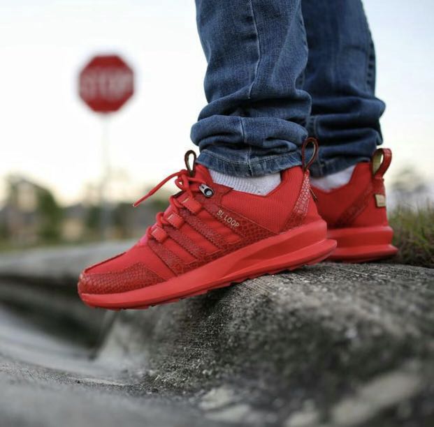 SL Loop Runner "Red Reptile", Men's Fashion, Footwear, Sneakers on ...