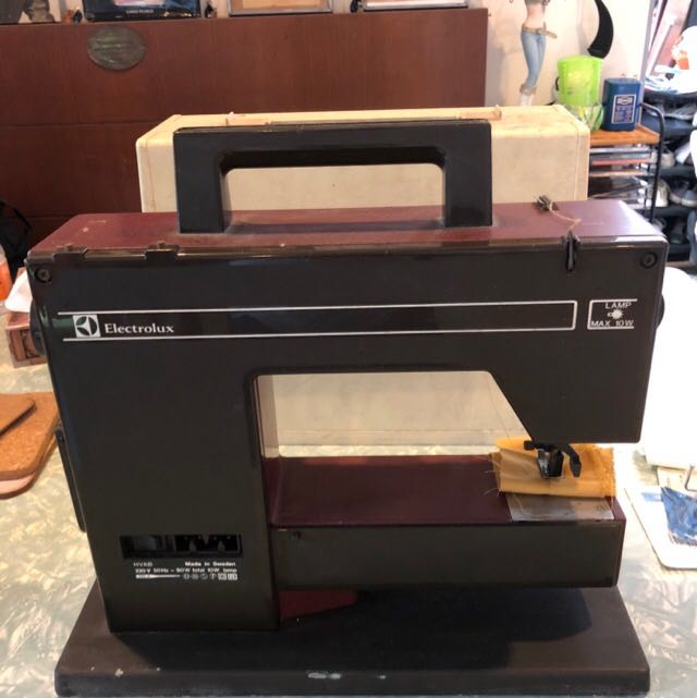 Electrolux sewing machine, Hobbies & Toys, Stationery & Craft, Craft ...