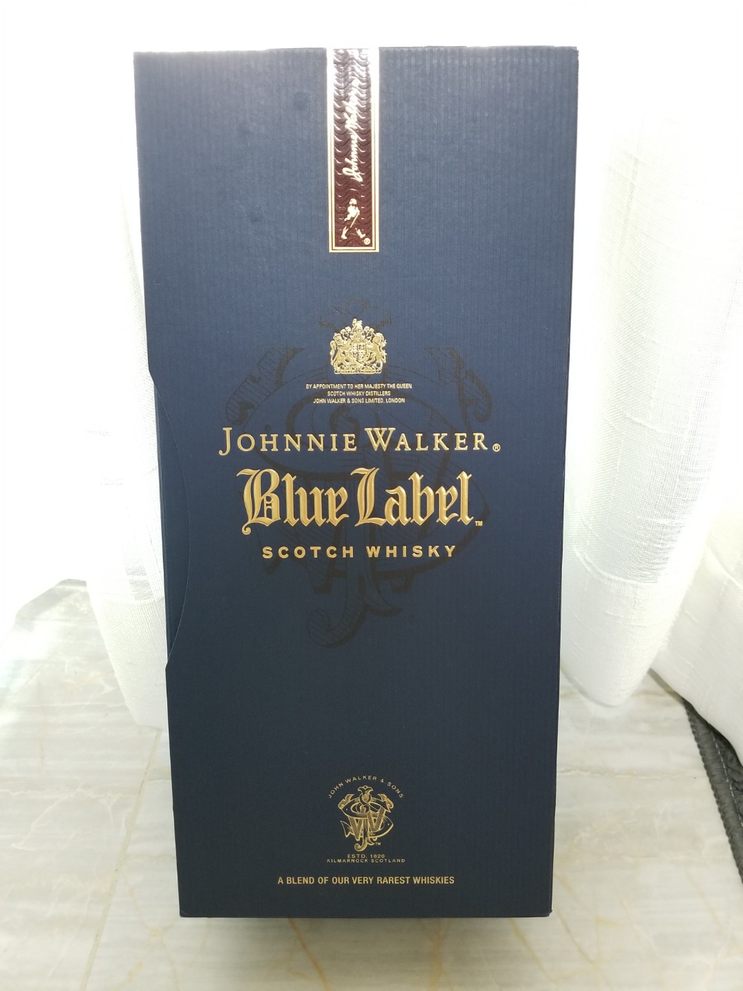 Johnnie Walker Blue Label 1L, 嘢食 & 嘢飲, 酒精飲料 - Carousell