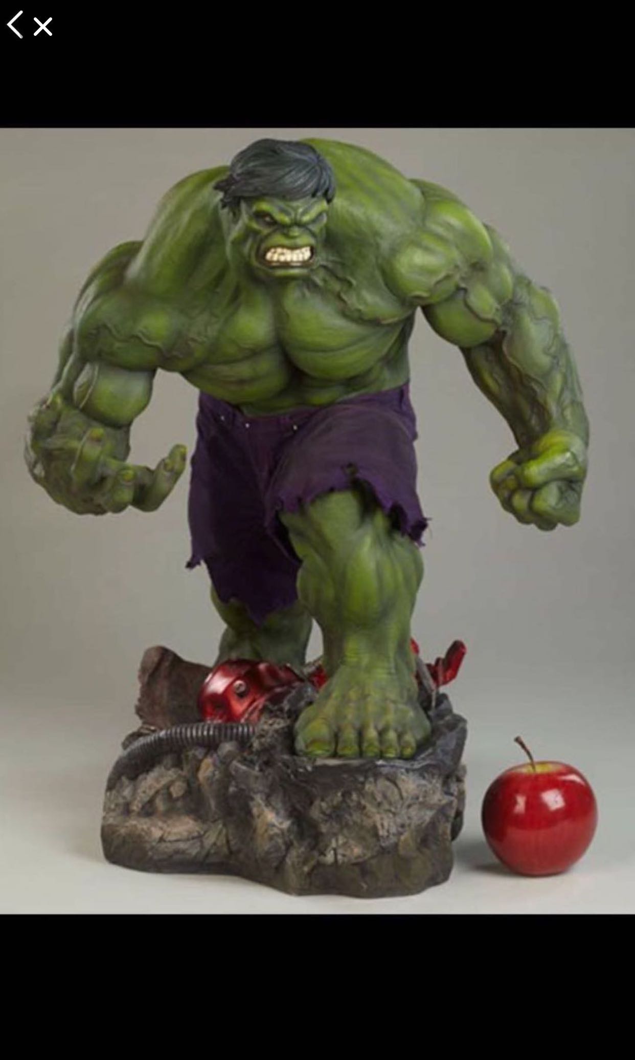 Sideshow Incredible Hulk Premium Format, Hobbies & Toys, Toys & Games ...