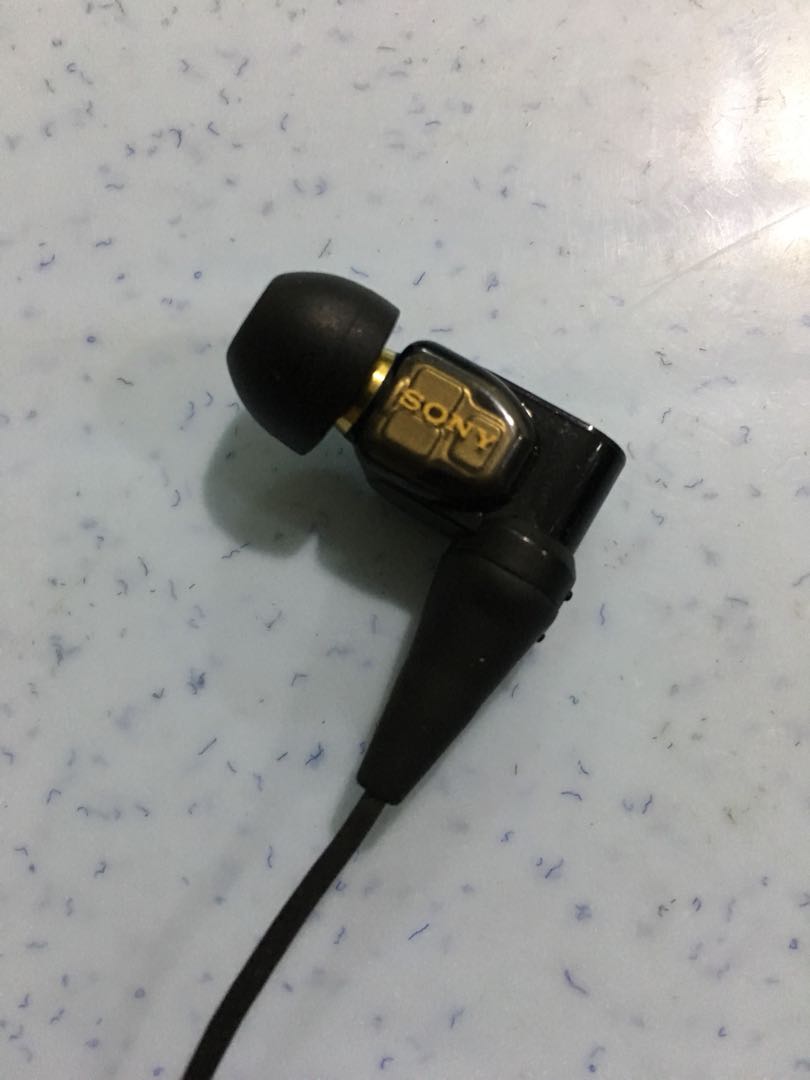 Sony XBA 300 triple balance armature earphone, Audio, Earphones on ...