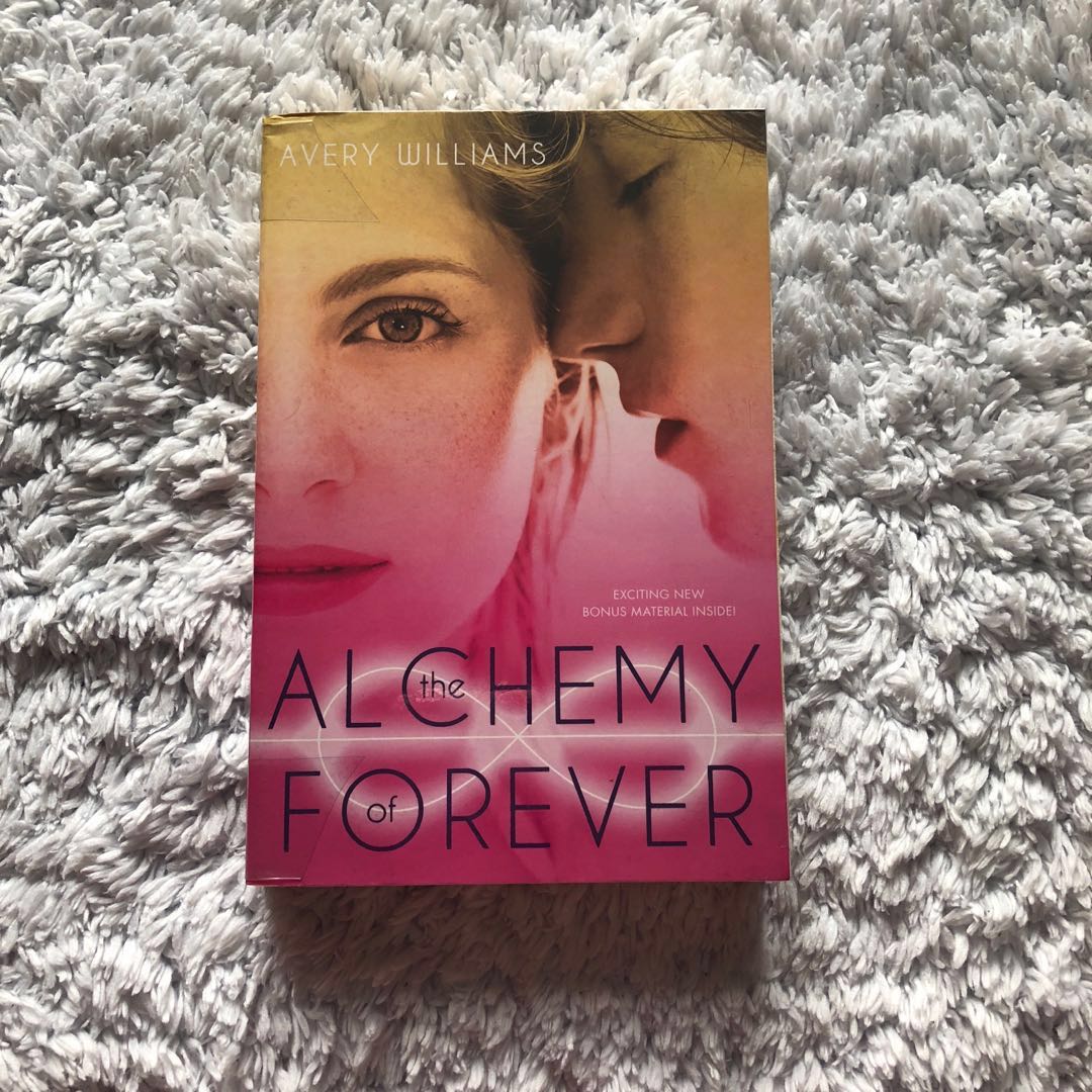 Sophie Kinsella, Alexandra Potter, Avery Williams, Hobbies & Toys ...