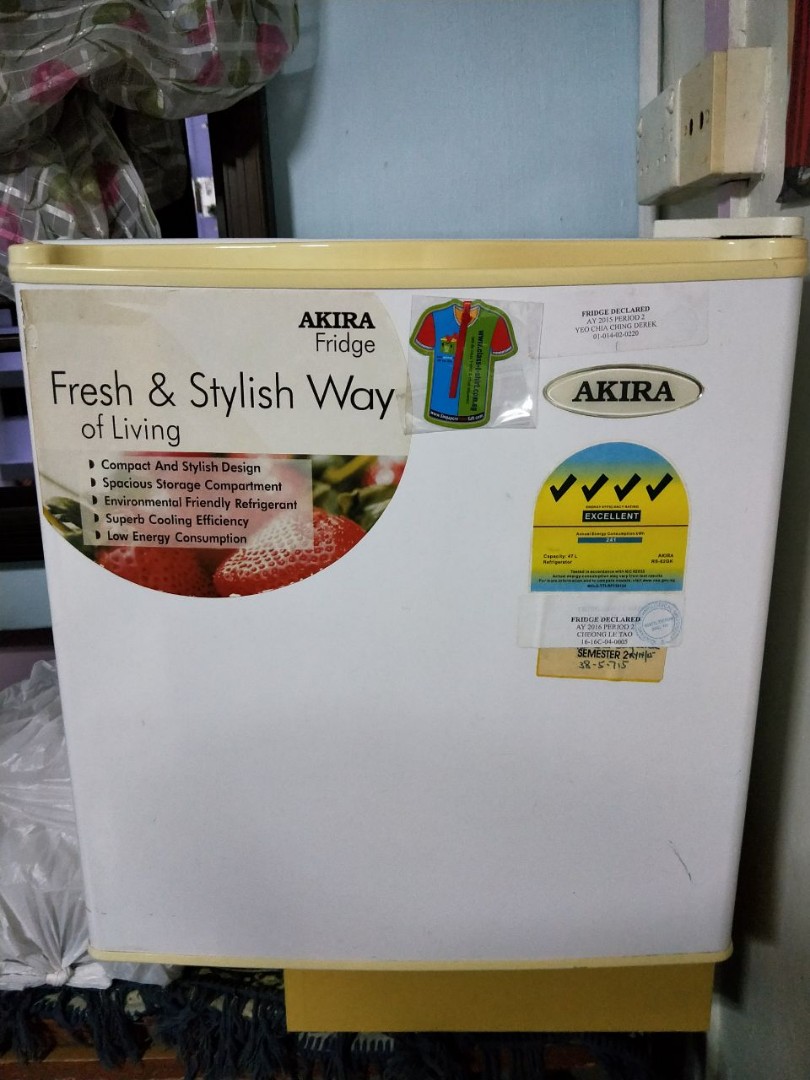 Akira Mini Fridge, TV & Home Appliances, Kitchen Appliances ...