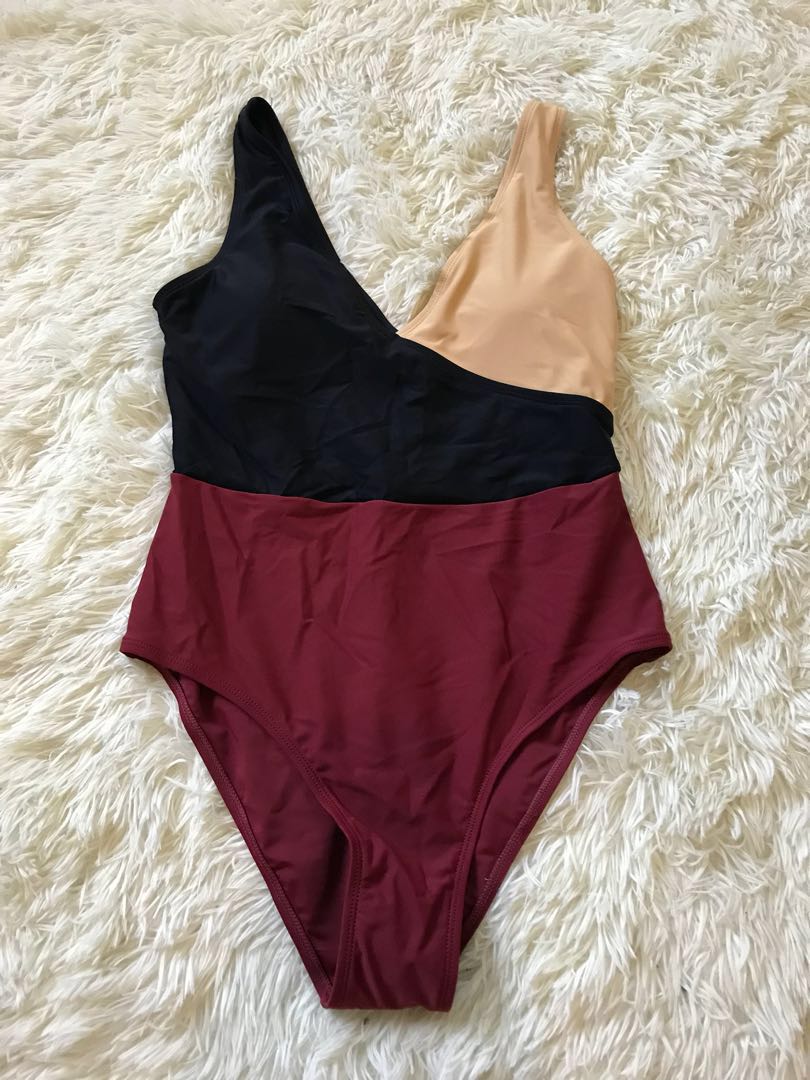 Aquaholic Colorblock Swimsuit, Women's Fashion, Swimwear, Bikinis ...