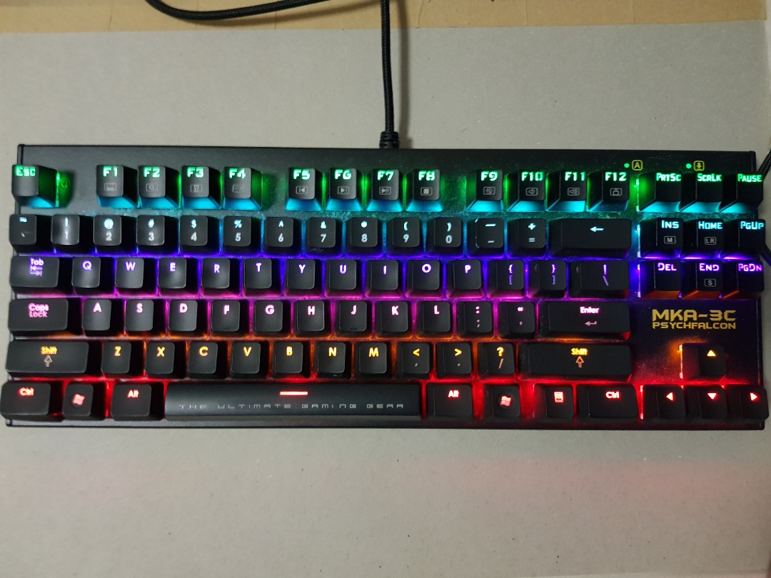 Armaggeddon MKA 3C mechanical keyboard w additional keycaps, Computers ...