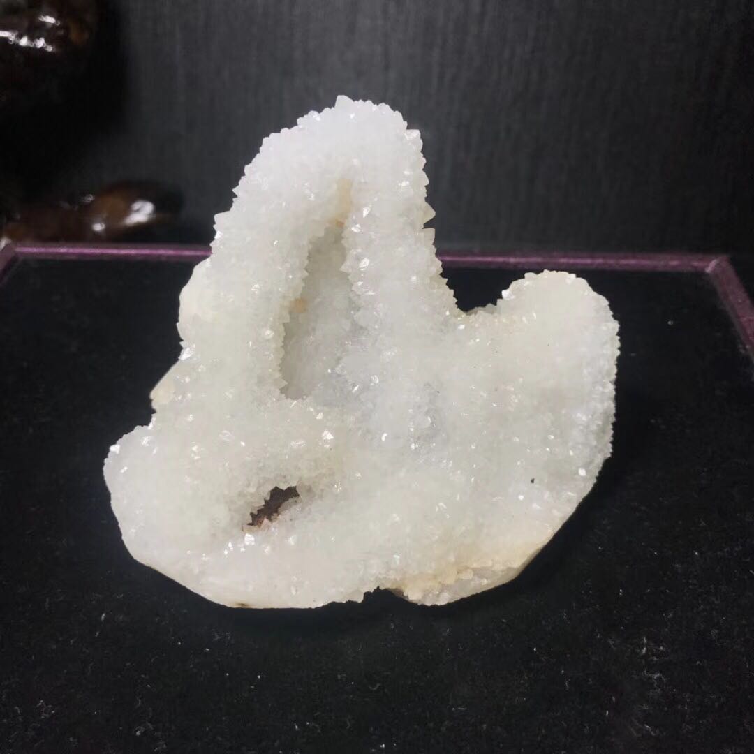 India's natural fisheye stone, Women's Fashion, Jewelry & Organisers ...