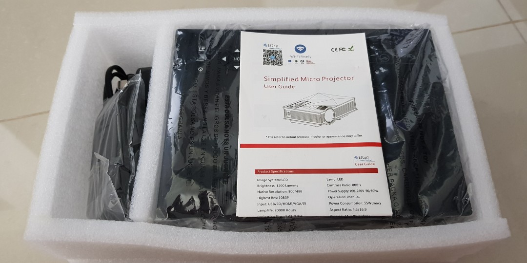 LED projector (UNIC 46 - Black) WiFi ready, TV & Home Appliances, TV ...