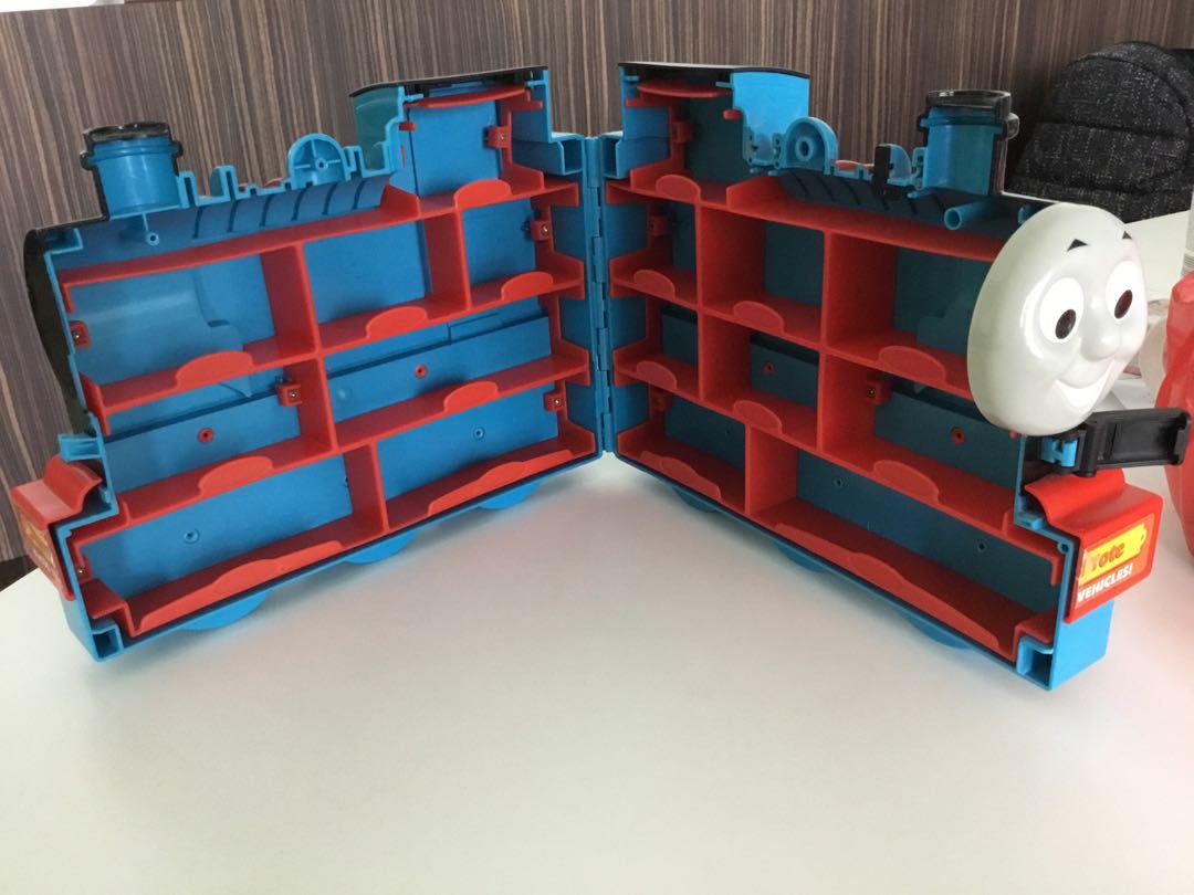 thomas the train toy box, Hobbies & Toys, Toys & Games on Carousell