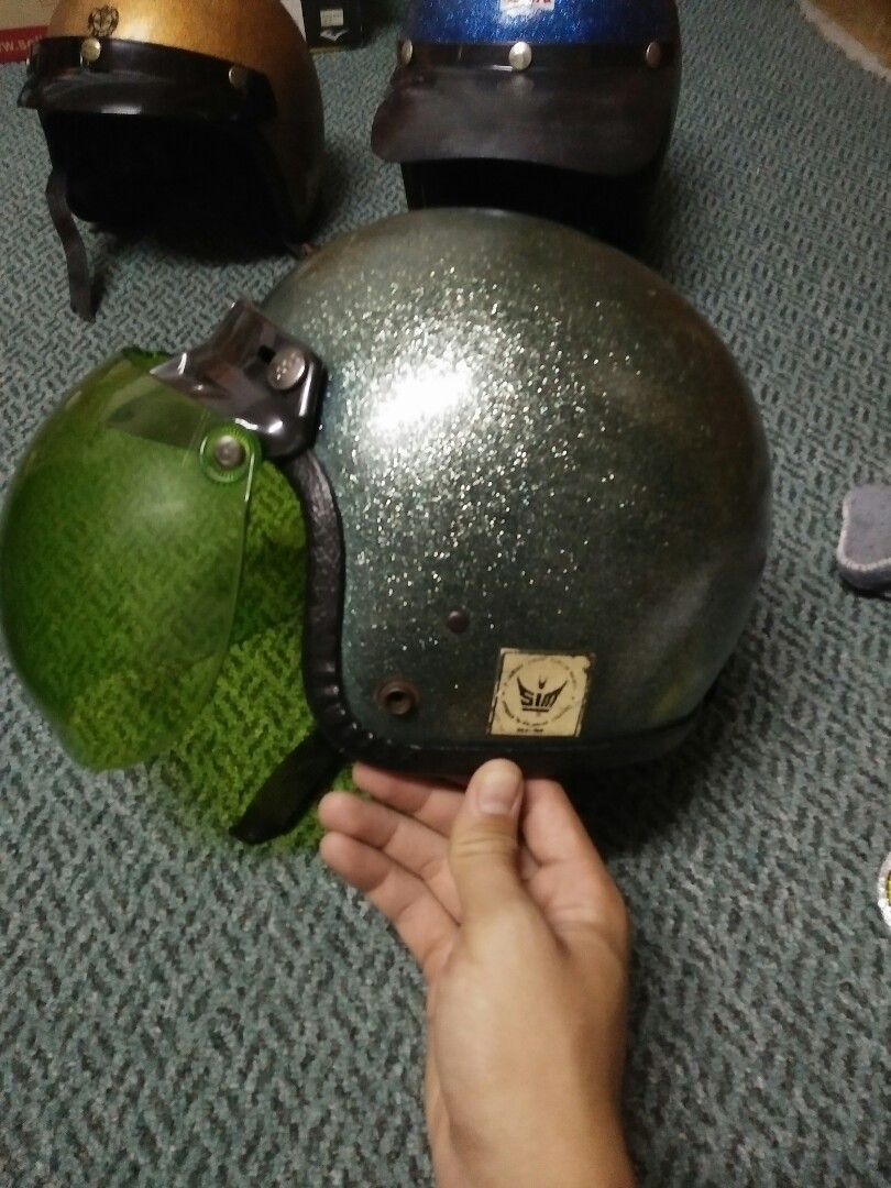 Vintage helmet metalflake, Hobbies & Toys, Collectibles & Memorabilia ...