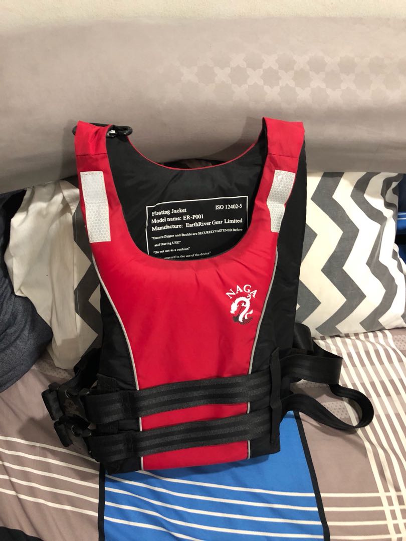 LifeVest, Sports Equipment, Hiking & Camping on Carousell