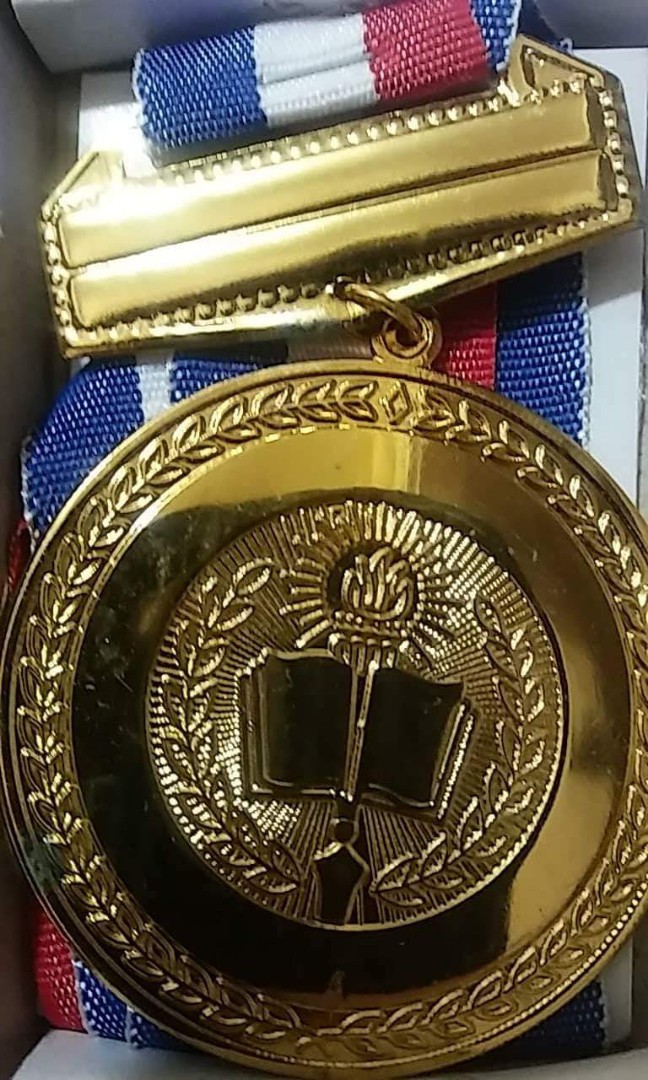 Medal Big (Dep-Ed Medallion), Looking For on Carousell