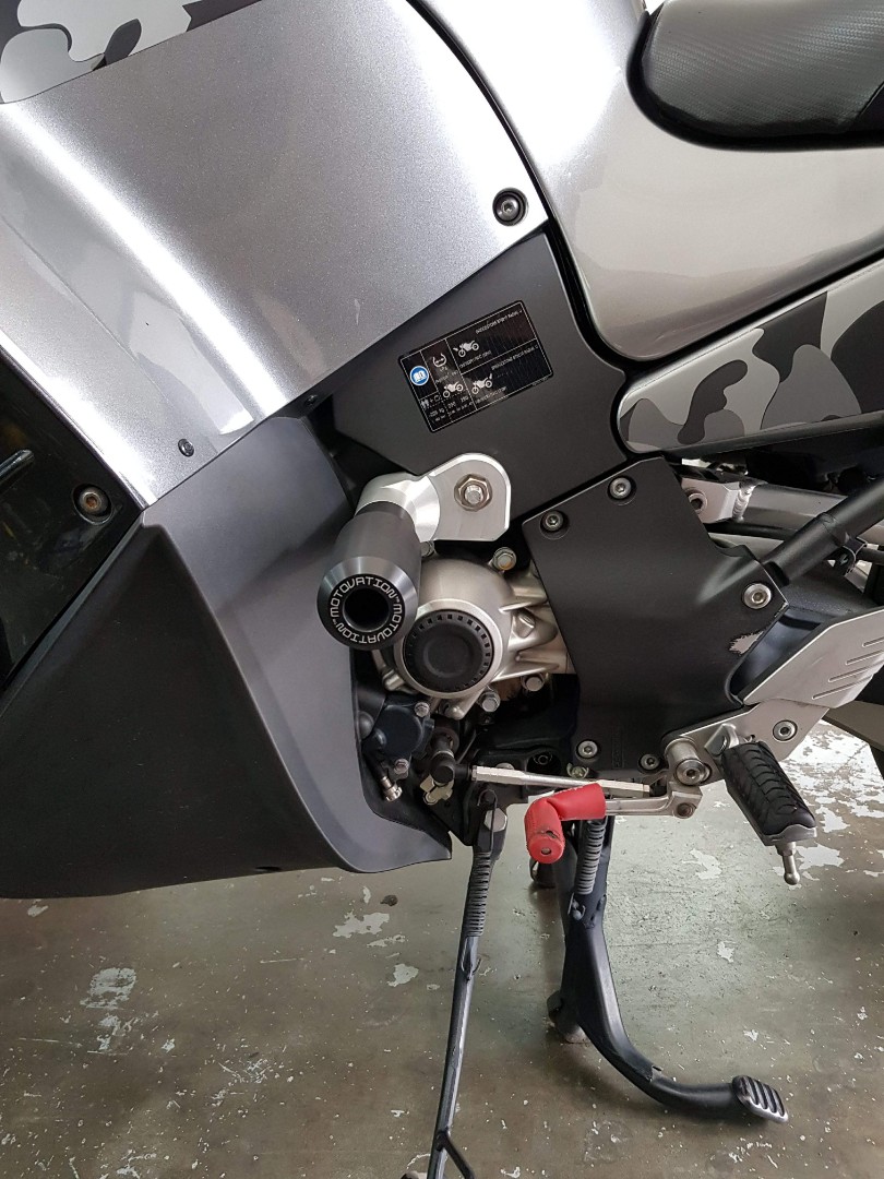 Kawasaki GTR1400 engine Slider Motovation, Motorcycles, Motorcycle ...