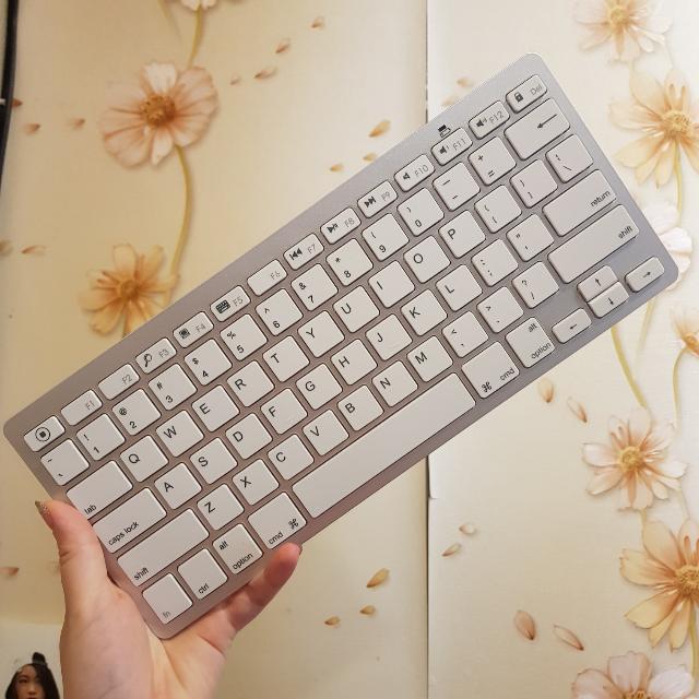 Keyboard Bluetooth Miniso, Telepon Seluler & Tablet, Aksesoris Tablet ...