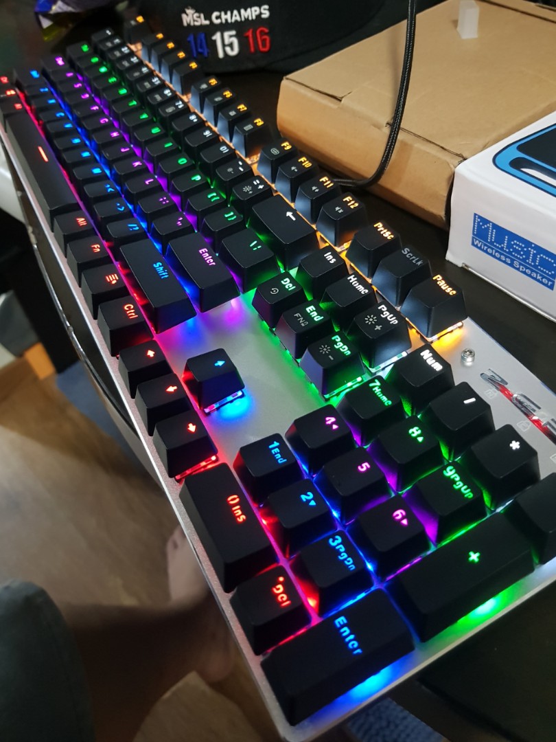 Metoo Zero Gaming Mechanical Keyboard Blue Switch 107keys Black ...
