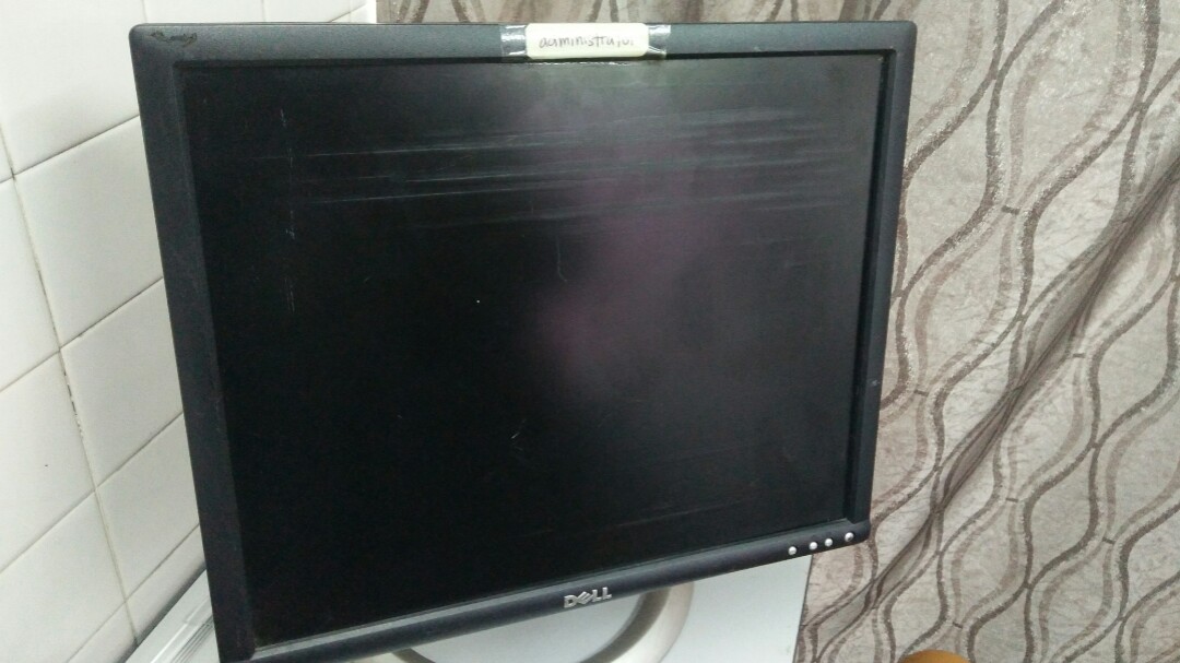 Monitor dell/Samsung, Computers & Tech, Parts & Accessories, Monitor ...