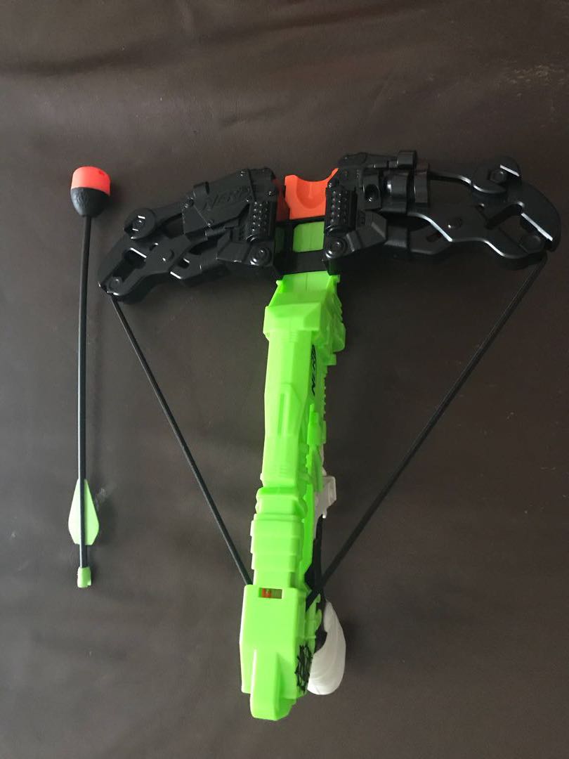 Nerf Zombiestrike Wrathbolt, Hobbies & Toys, Toys & Games on Carousell