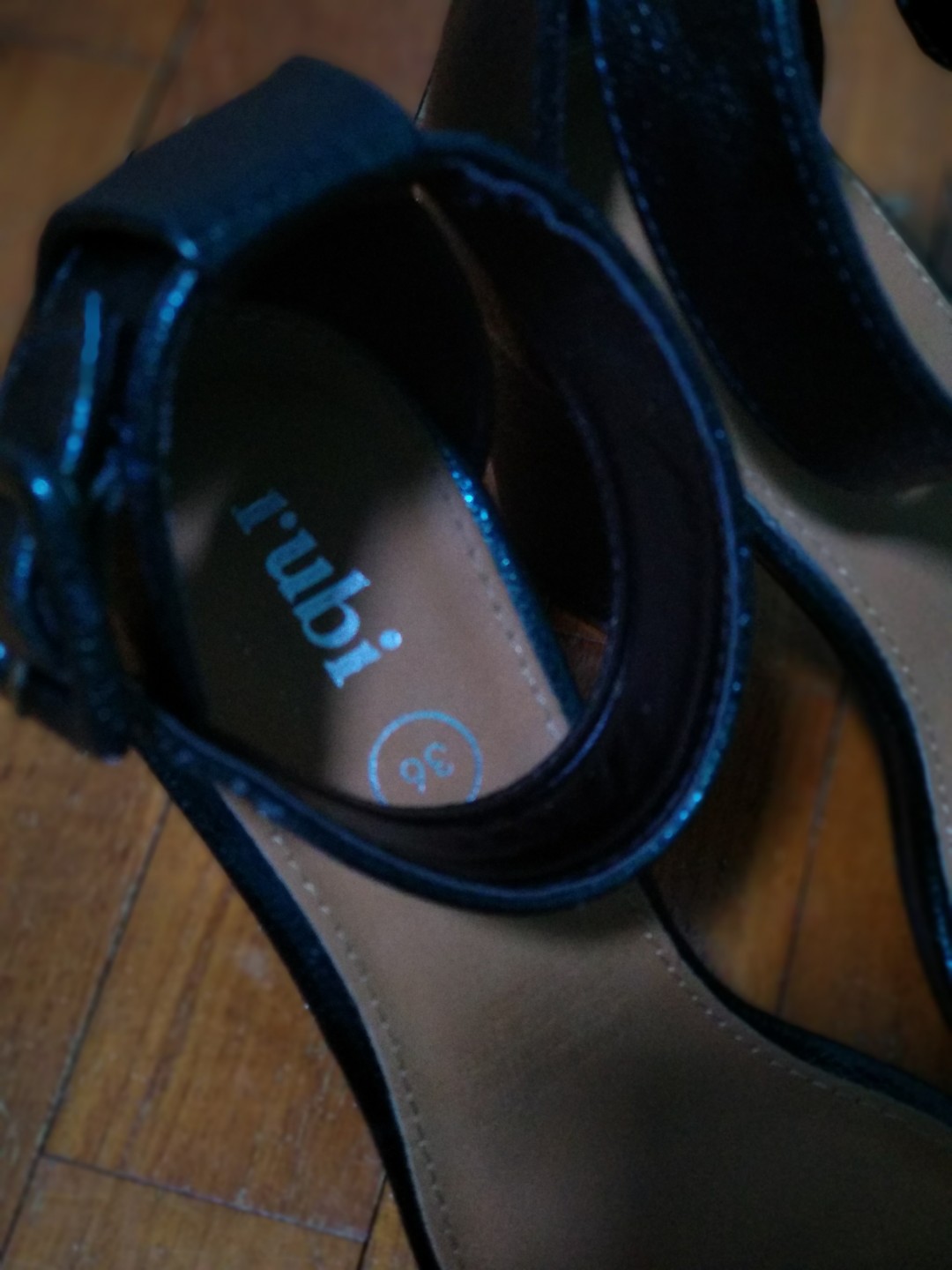 Rubi emerald heels, Women's Fashion, Footwear, Heels on Carousell